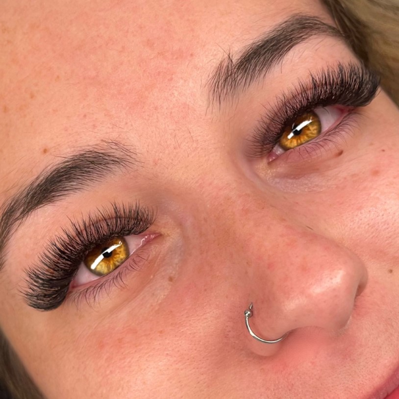 Lash Extension Services Launceston | Royalty Lash Lounge